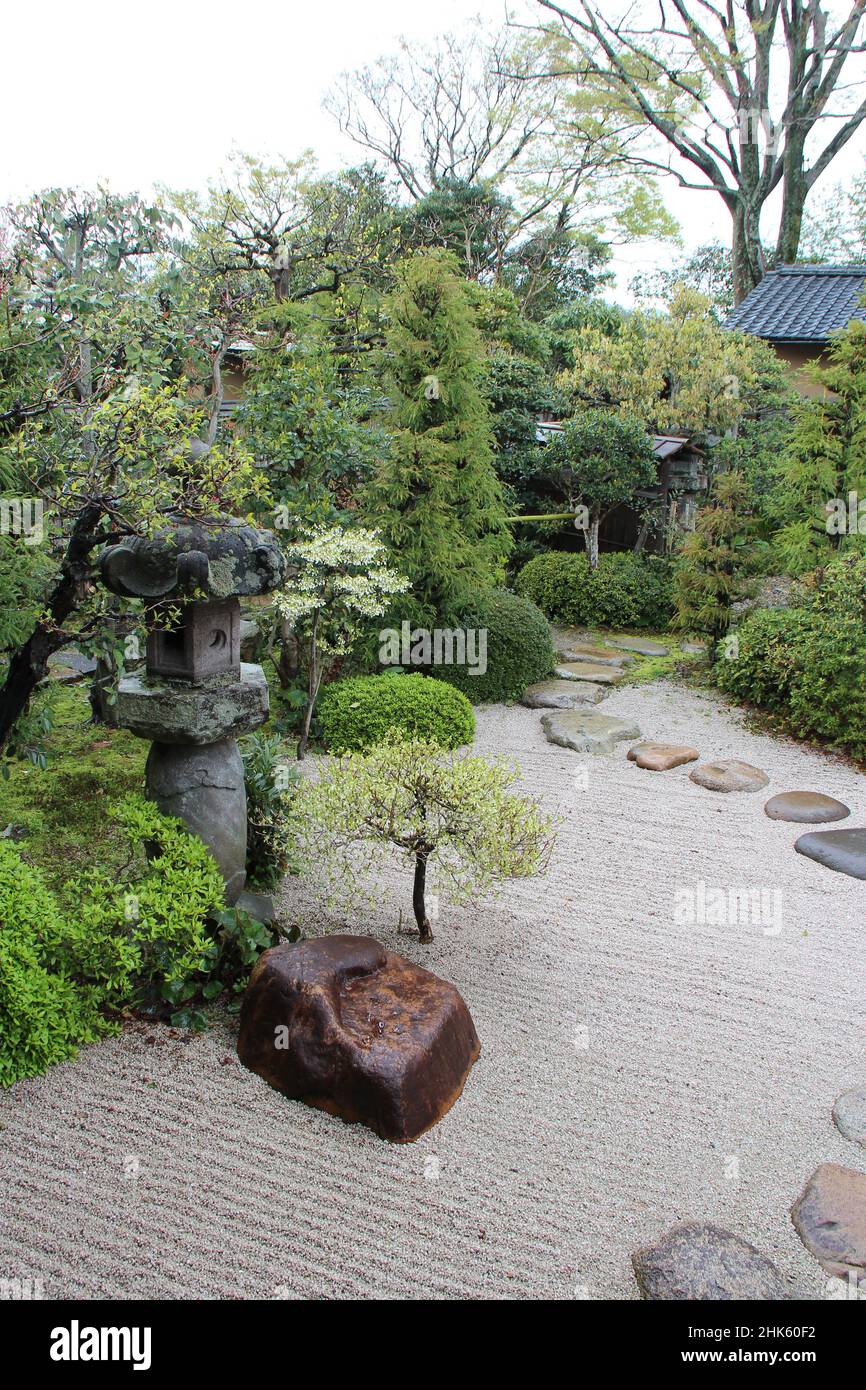 traditional japanese garden and pavilion in matsue (japan Stock Photo ...