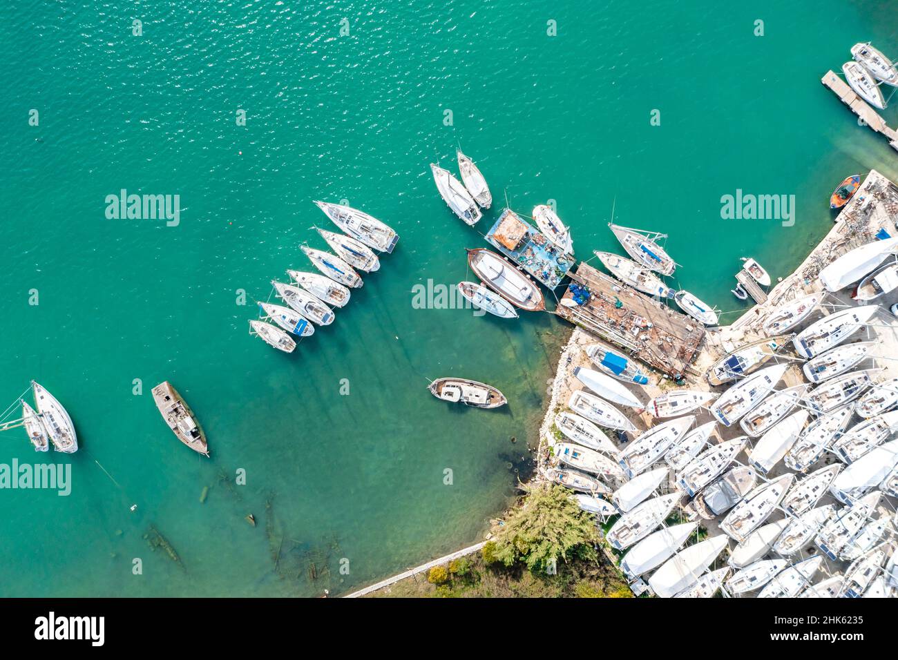 Nydri a small town in Lefkada, Greece Stock Photo - Alamy