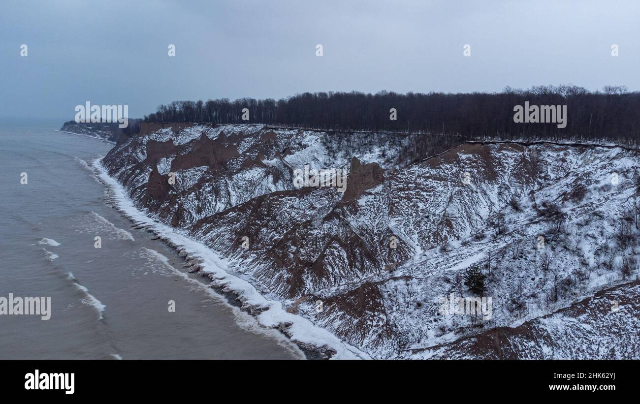 The Bluffs of Chimney Bluffs Stock Photo - Alamy