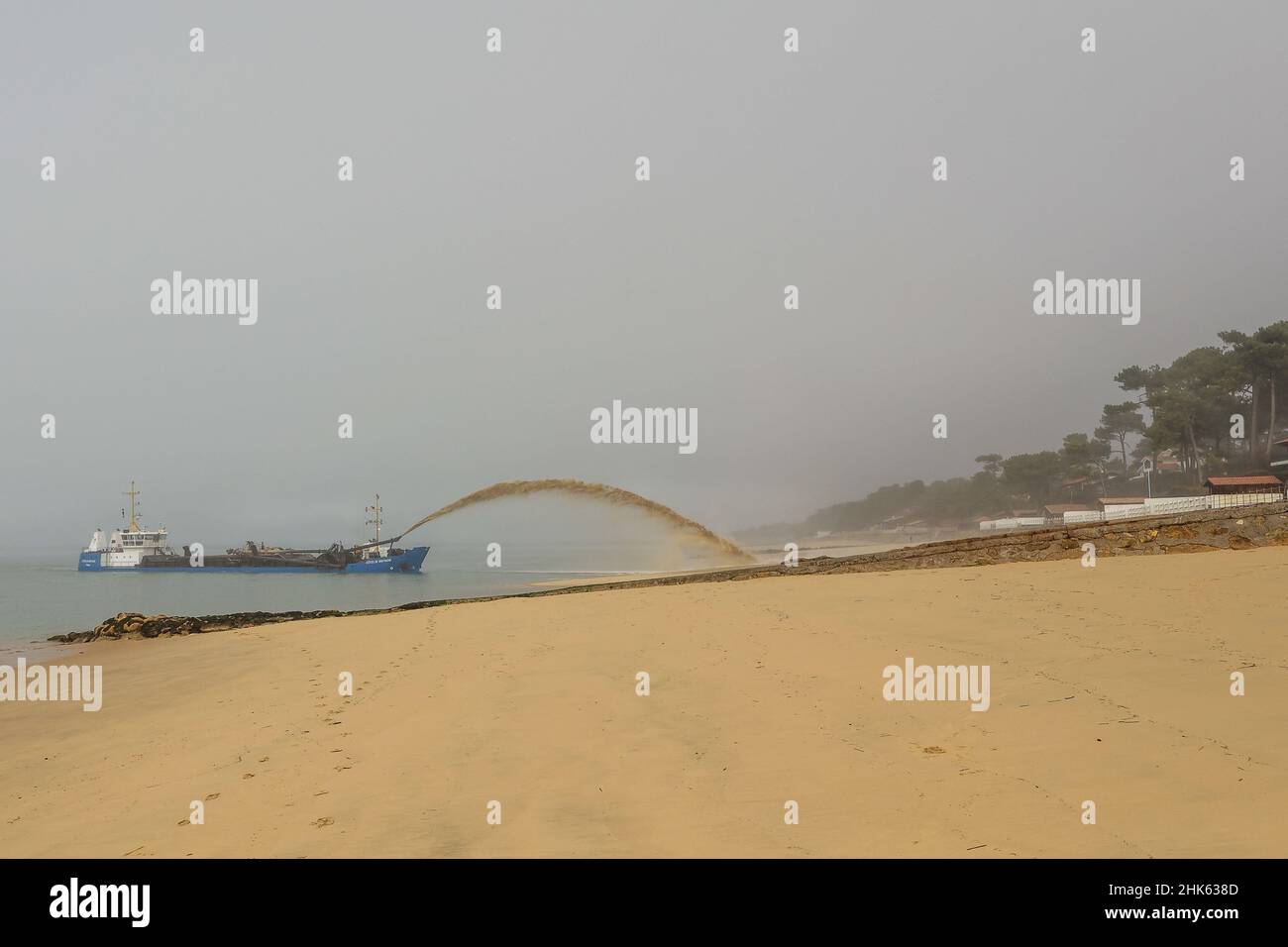 To fight against beach erosion and preserve the uses of the basin, the ...