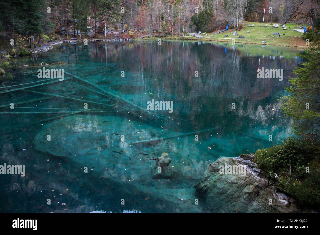 Blausee (Blue Lake) near the hiking paradise of Berner Oberland ...