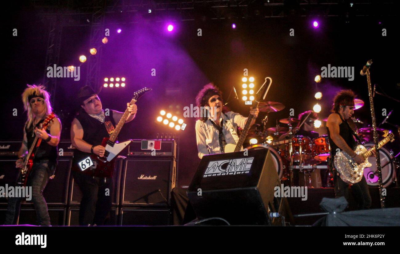 Banda de rock mexicana hi-res stock photography and images - Alamy