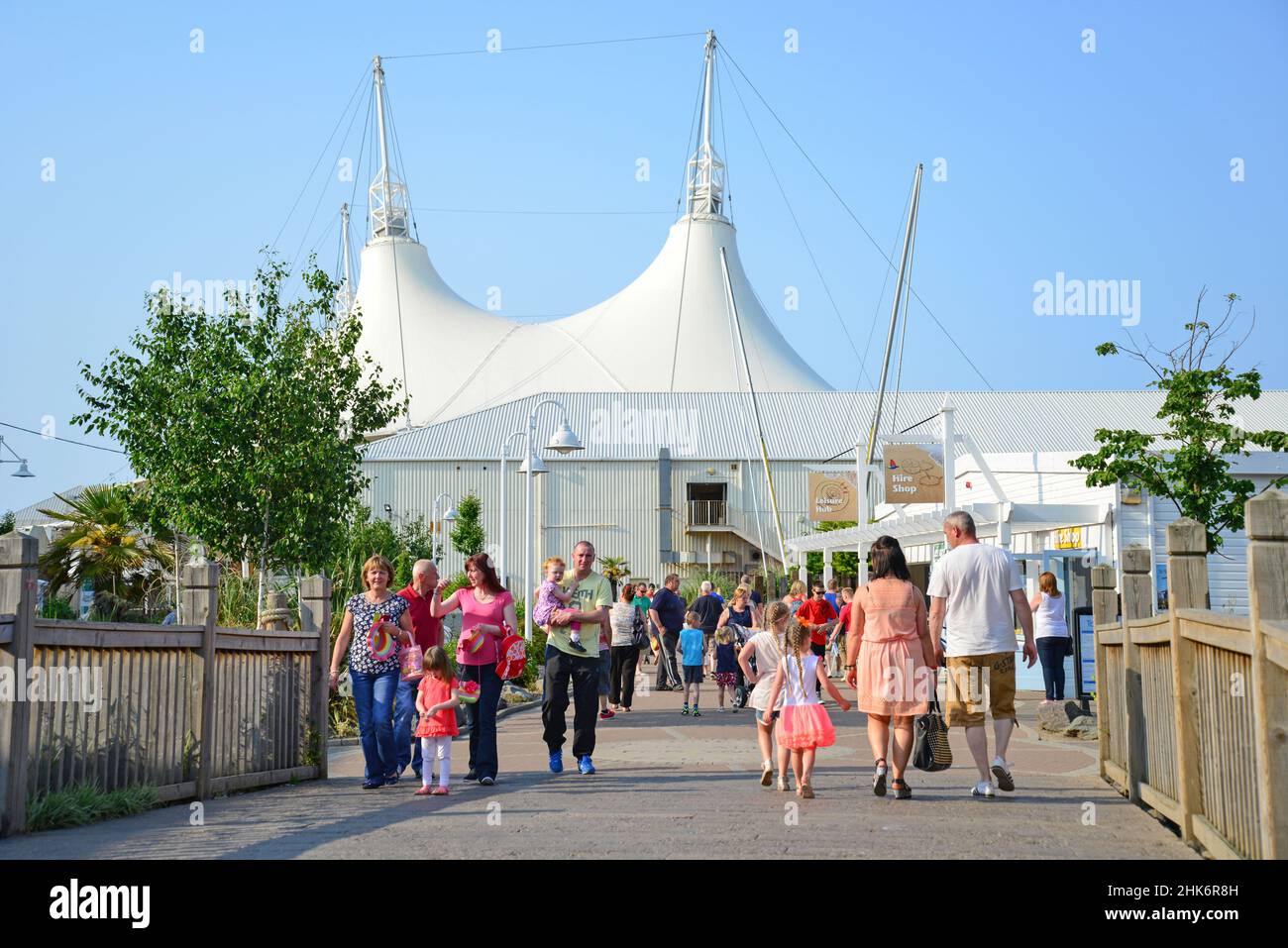 Central beach, skegness hi-res stock photography and images - Alamy