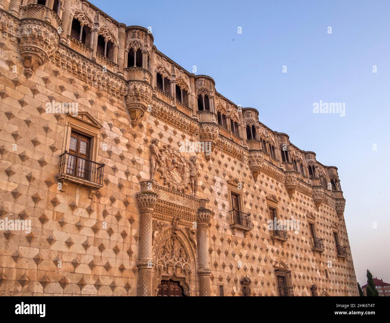 Palacio de los duques del infantado hi-res stock photography and images ...