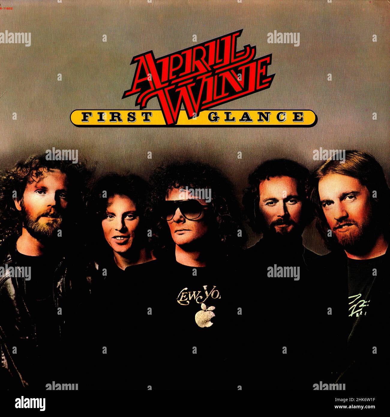 First glance hi-res stock photography and images - Alamy