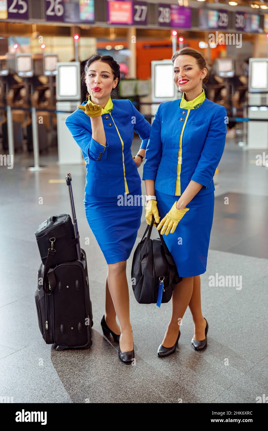Stewardesses' hi-res stock photography and images - Alamy