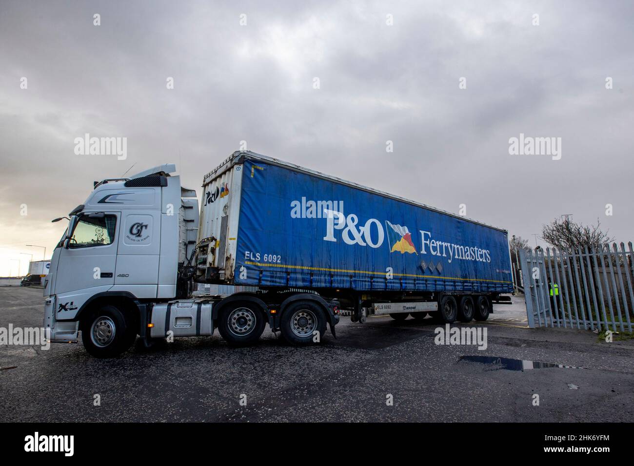 A lorry leaving at the NI Department of Agriculture, Environment and ...