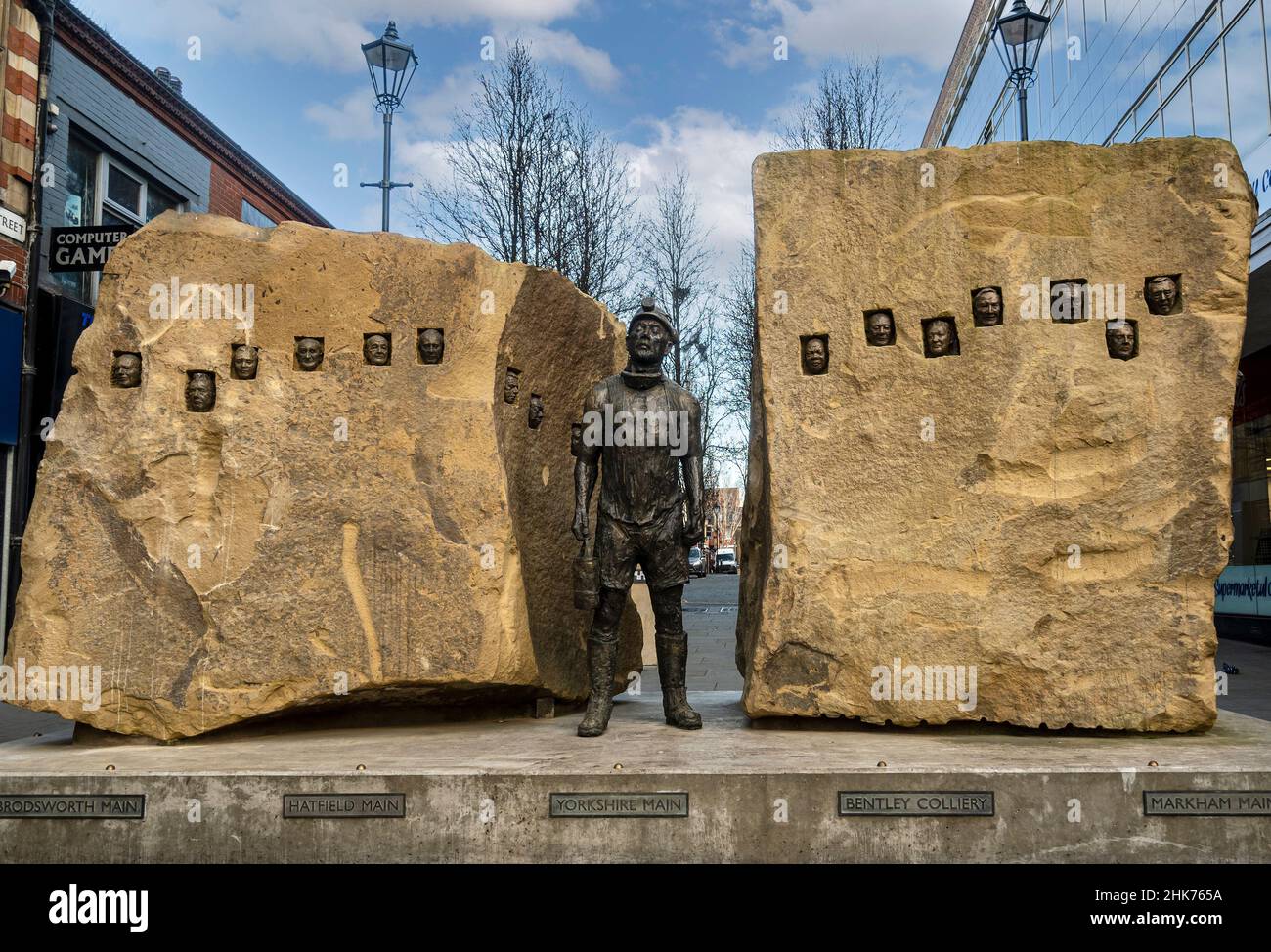 Doncaster January 2022: Artist/sculptor Laurence Edwards was ...