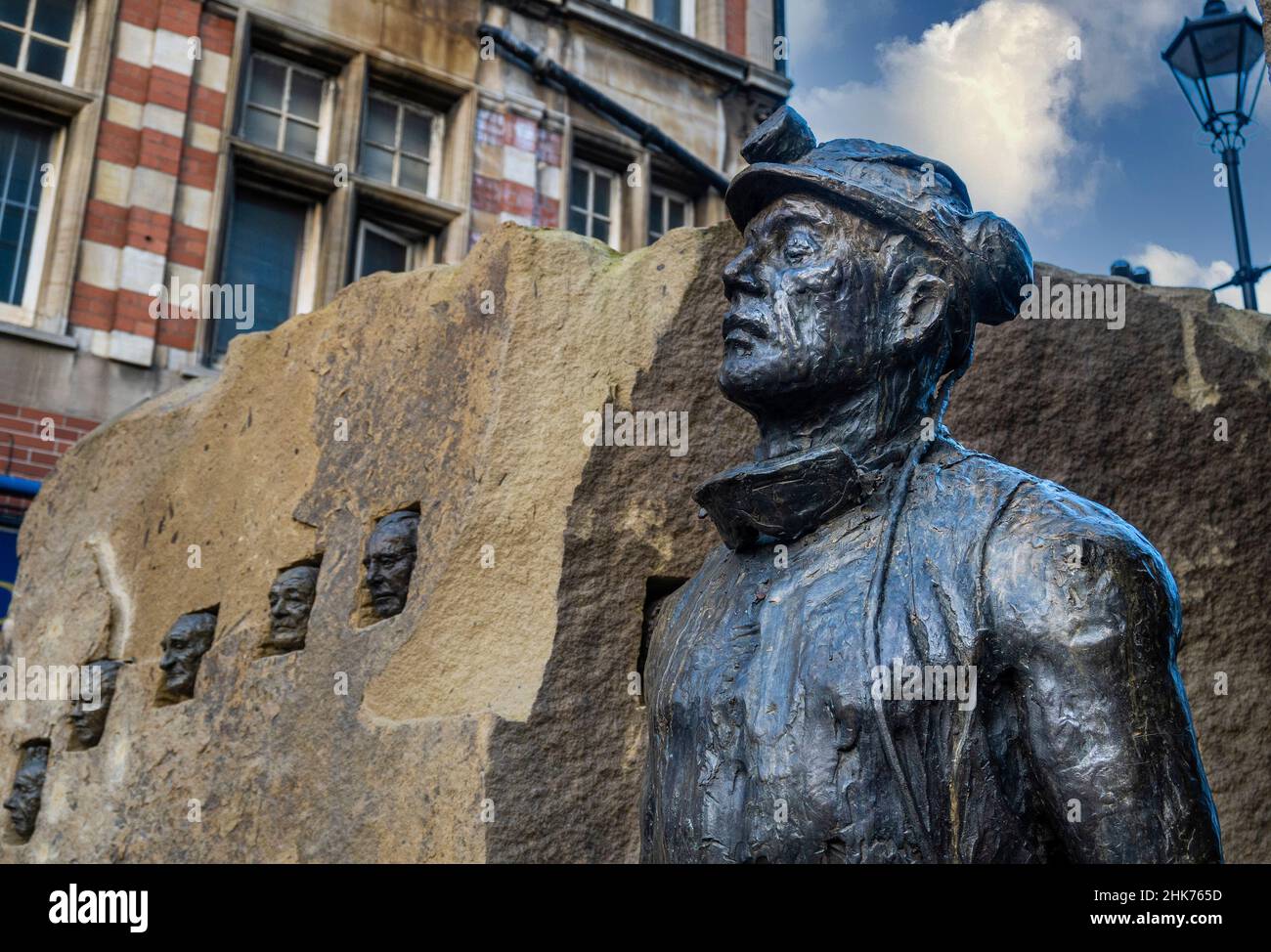 Doncaster January 2022: Artist/sculptor Laurence Edwards was ...