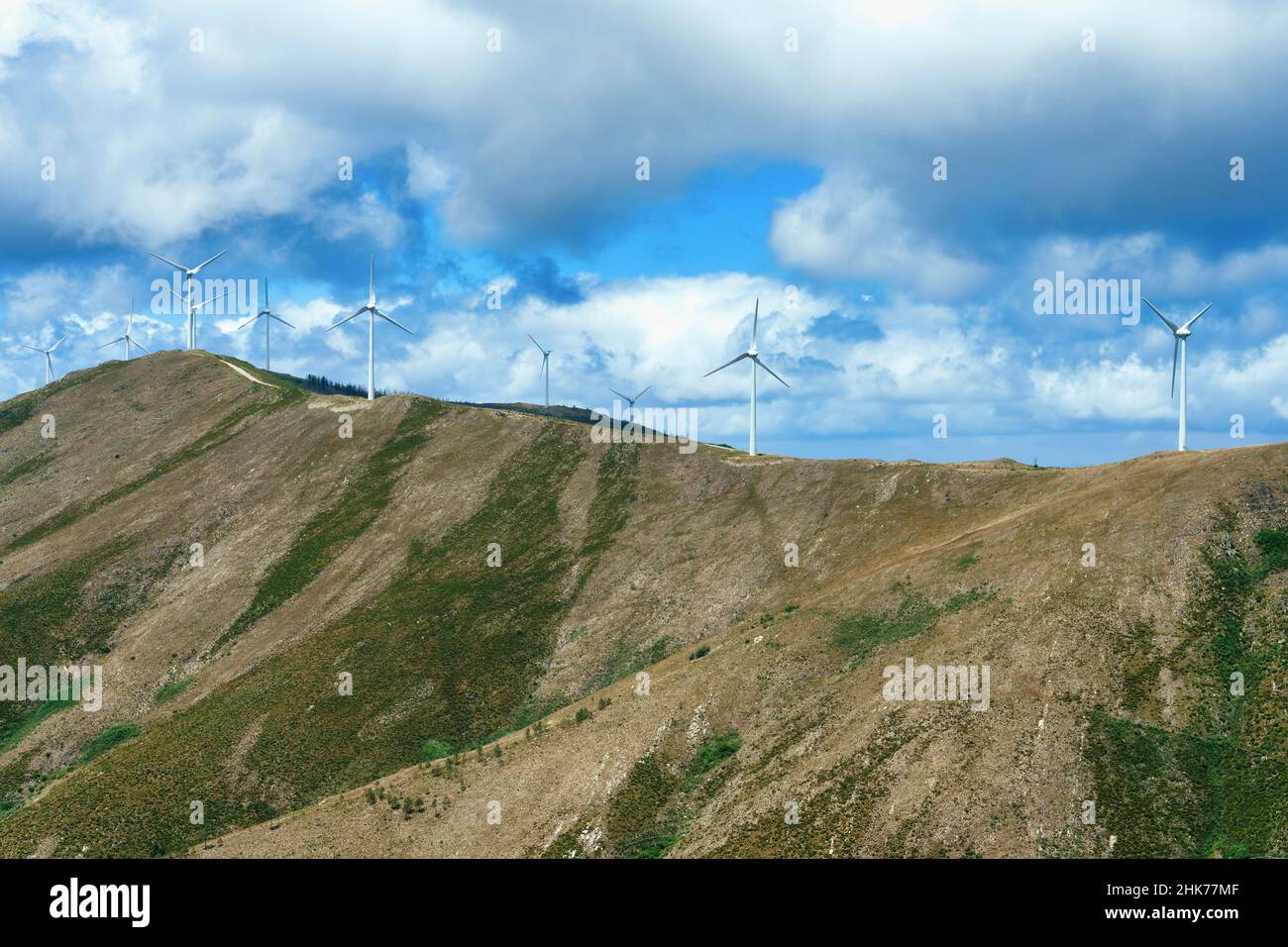Windy ridge hi-res stock photography and images - Alamy