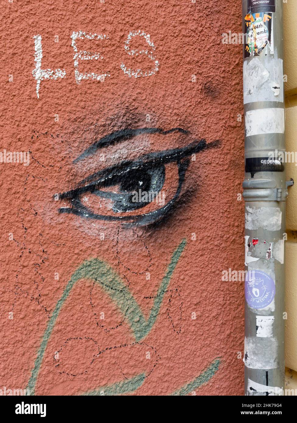 Eye graffiti hi-res stock photography and images - Alamy