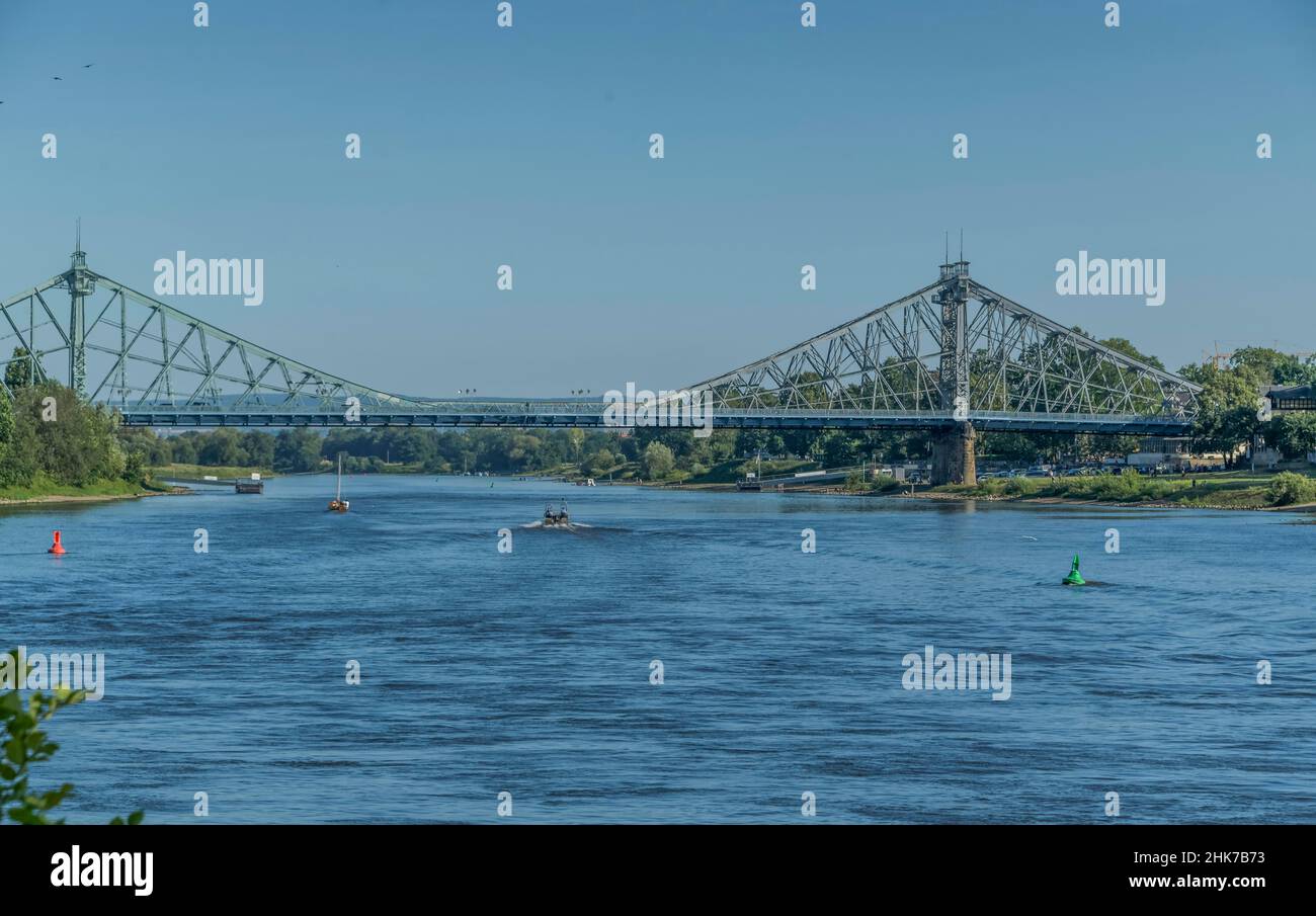 Dresden valley bridge hi-res stock photography and images - Alamy