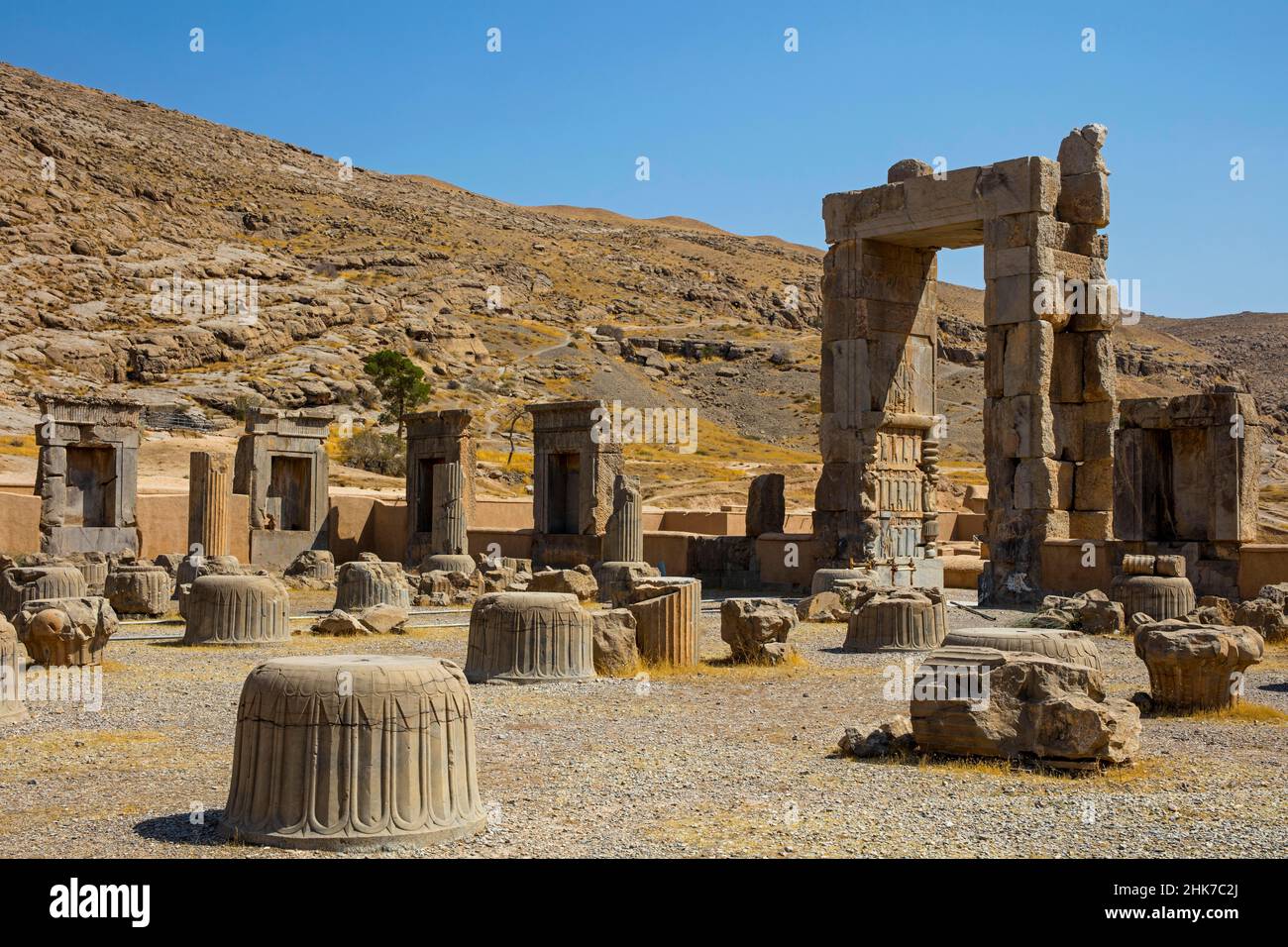 Hundred-column hall with reliefs in the door reveals, Persepolis ...