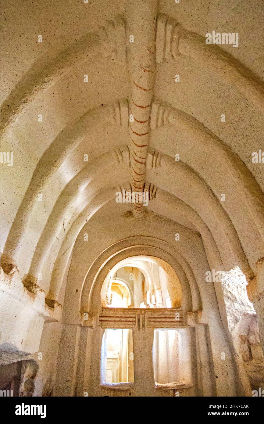 Suetunlu Pillar Church, Red Gorge Rock Galleries, fantastic tufa ...
