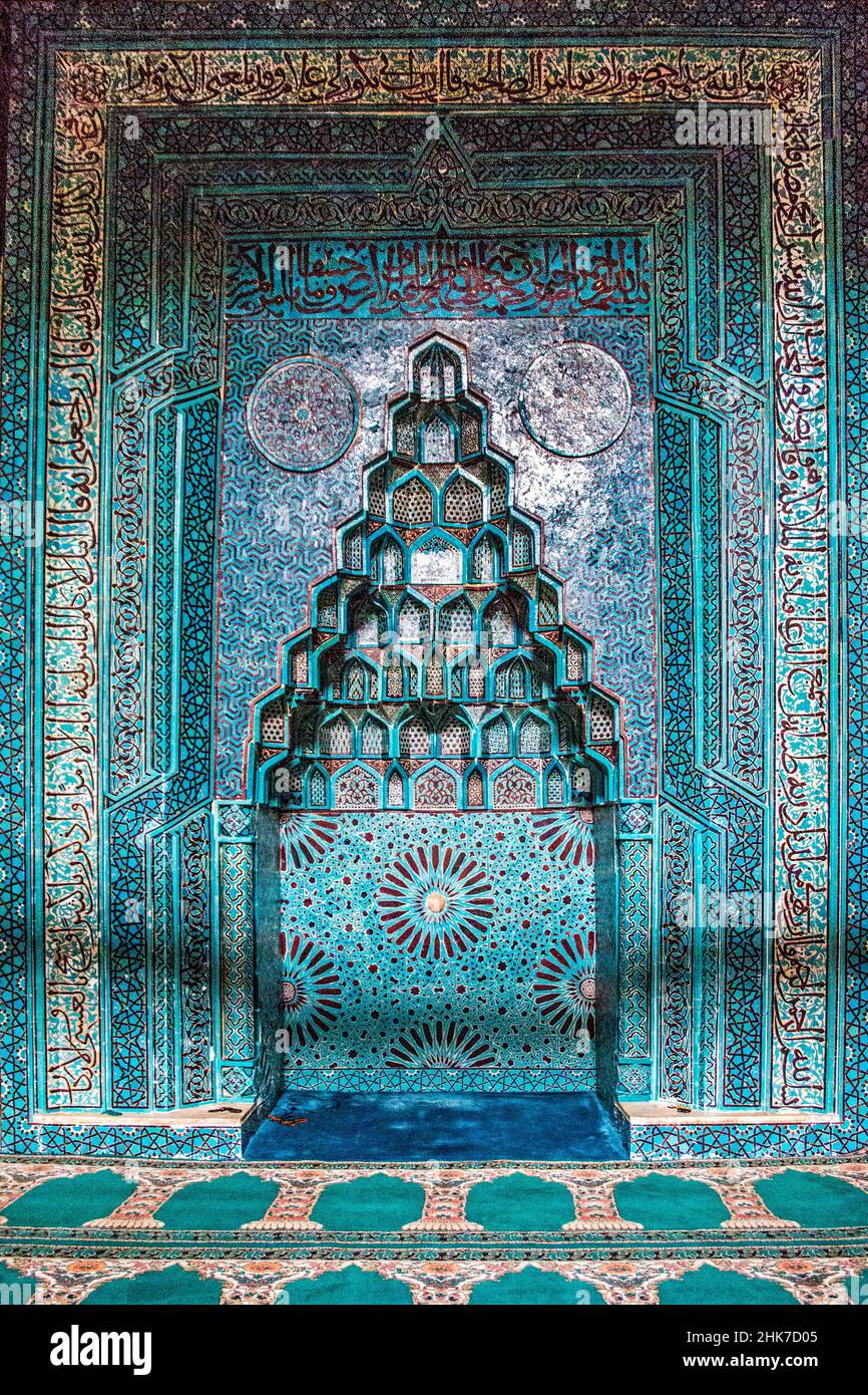 Pillar niche hi-res stock photography and images - Alamy