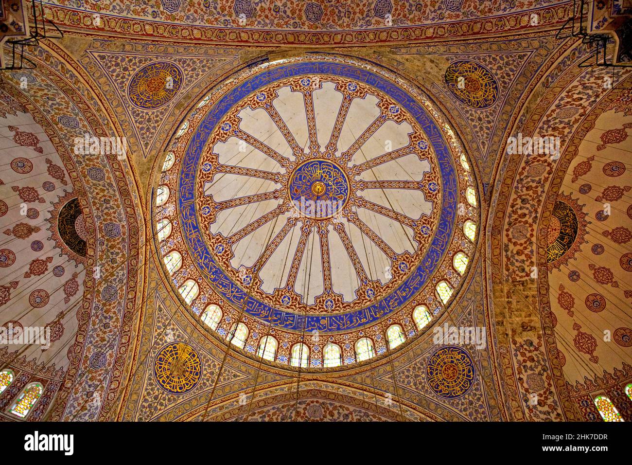 Blue Mosque, prayer hall with gigantic dome, Istanbul, Turkey Stock ...