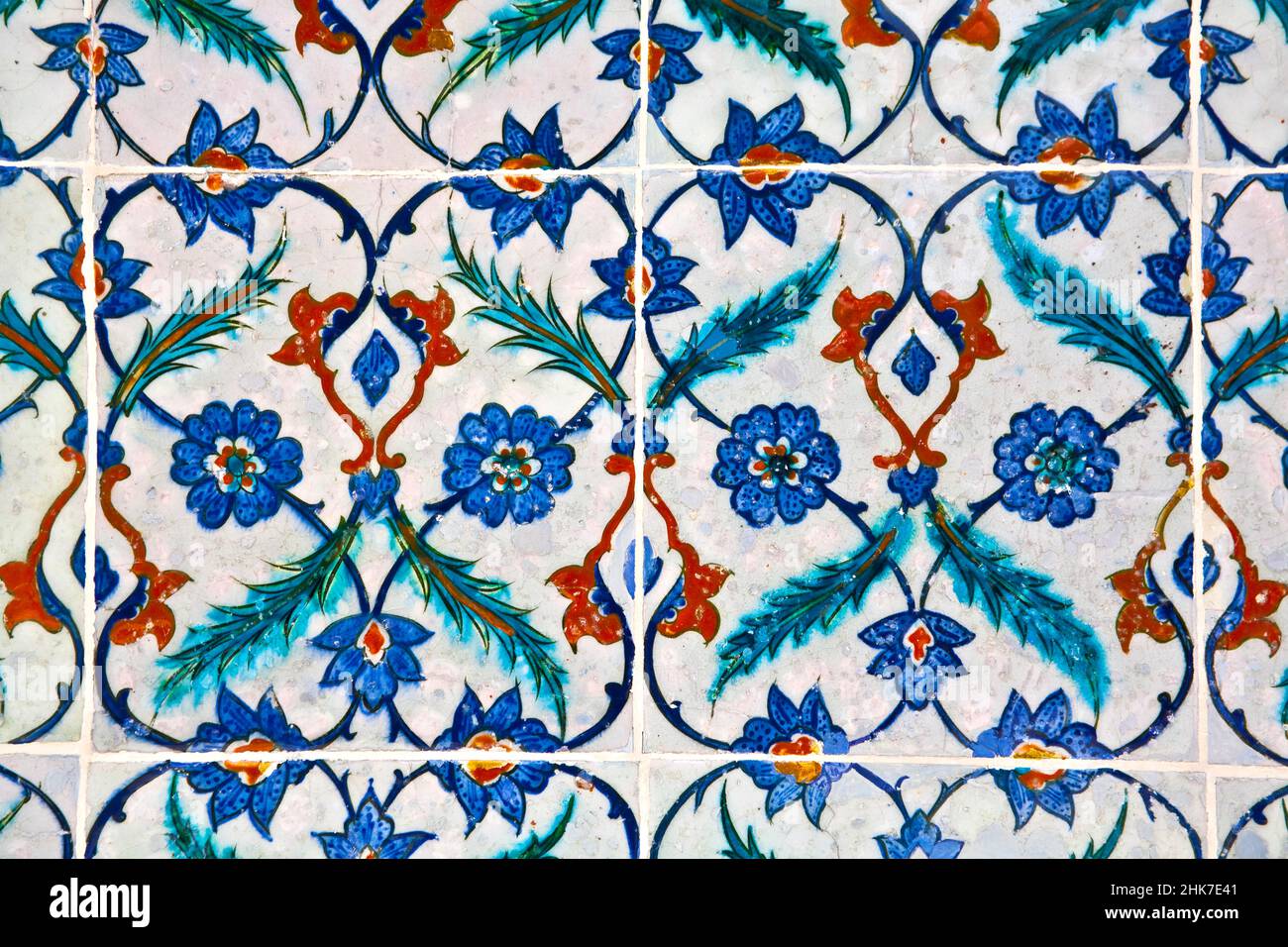 Courtyard istanbul hi-res stock photography and images - Alamy