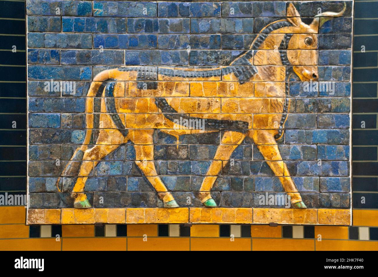 Processional way of babylon hi-res stock photography and images - Alamy
