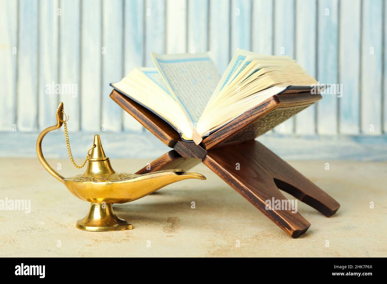 Quran rehal hi-res stock photography and images - Alamy