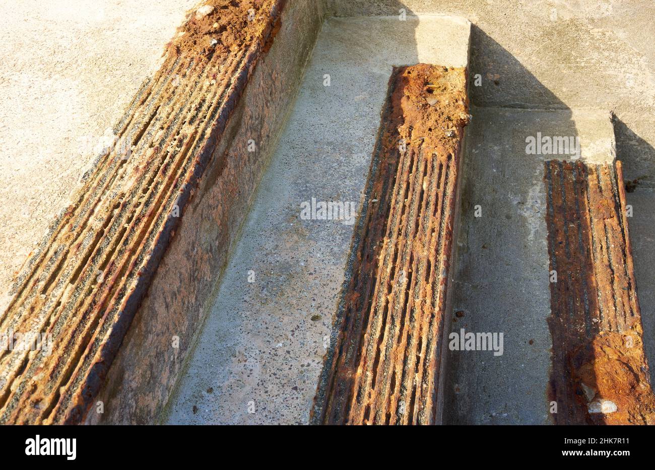Remains of old WW2 beach defences Stock Photo - Alamy