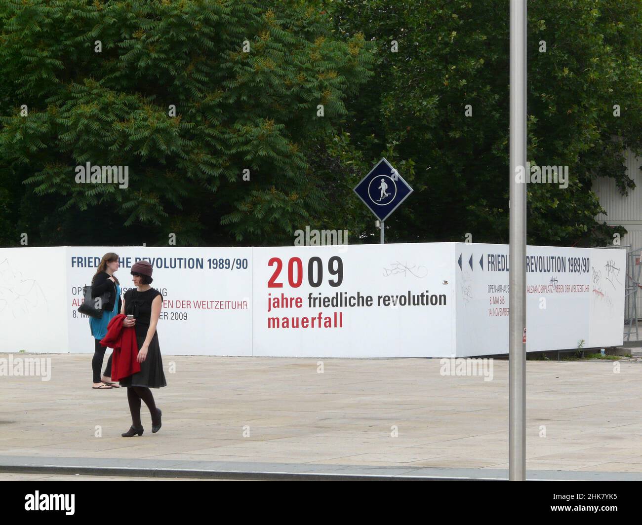 Exhibition on the 20th Anniversary of the East German Peaceful ...