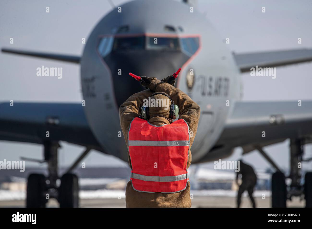 New Jersey Air National Guard Airmen with the 108th Wing take part in ...