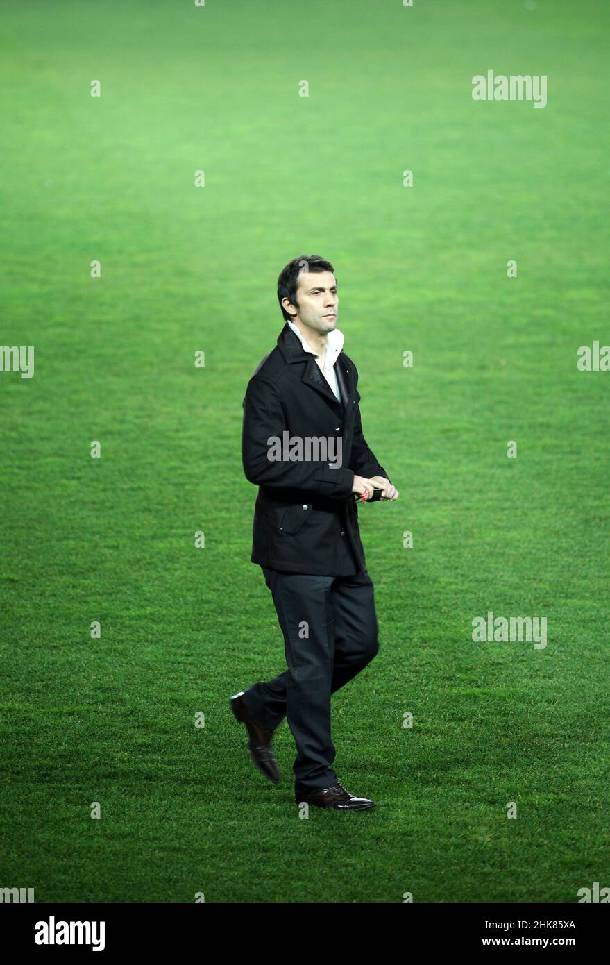 Trainer footballer hi-res stock photography and images - Alamy