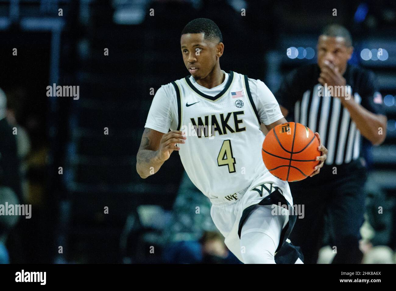 Winston-Salem, NC, USA. 2nd Feb, 2022. Wake Forest Demon Deacons guard Daivien Williamson (4 ...