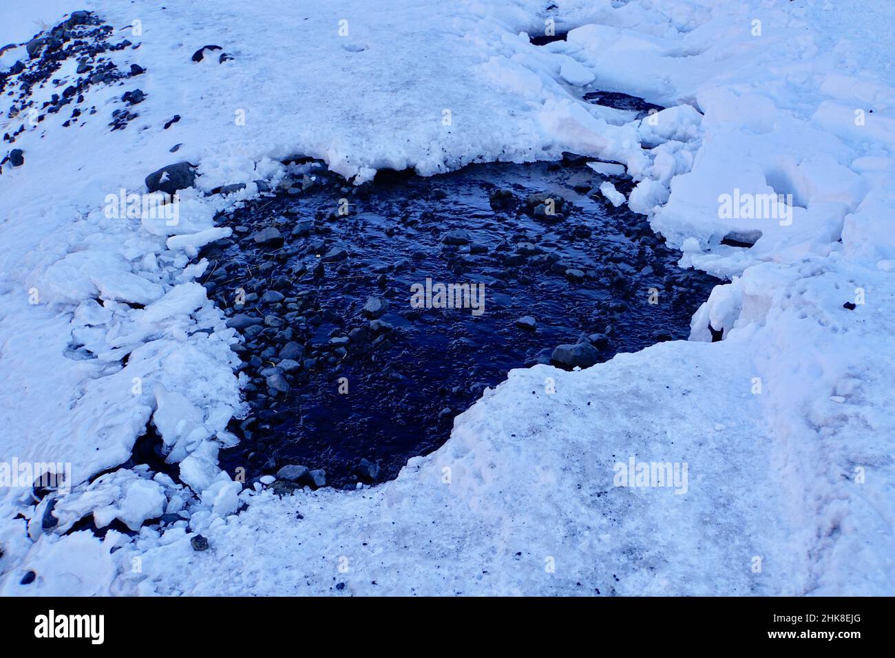 Ice pool hi-res stock photography and images - Alamy