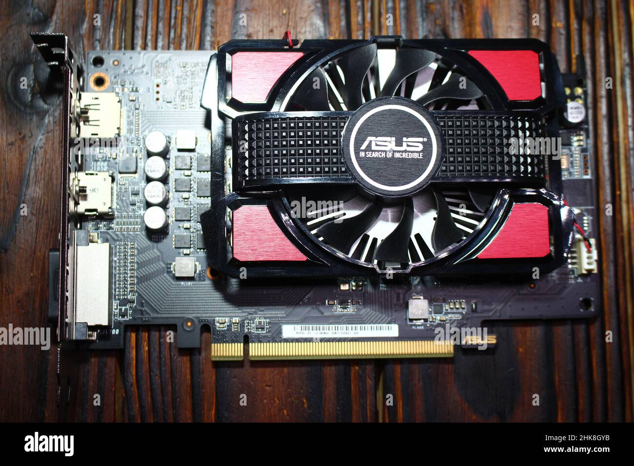 Red computer graphics card hi-res stock photography and images - Alamy