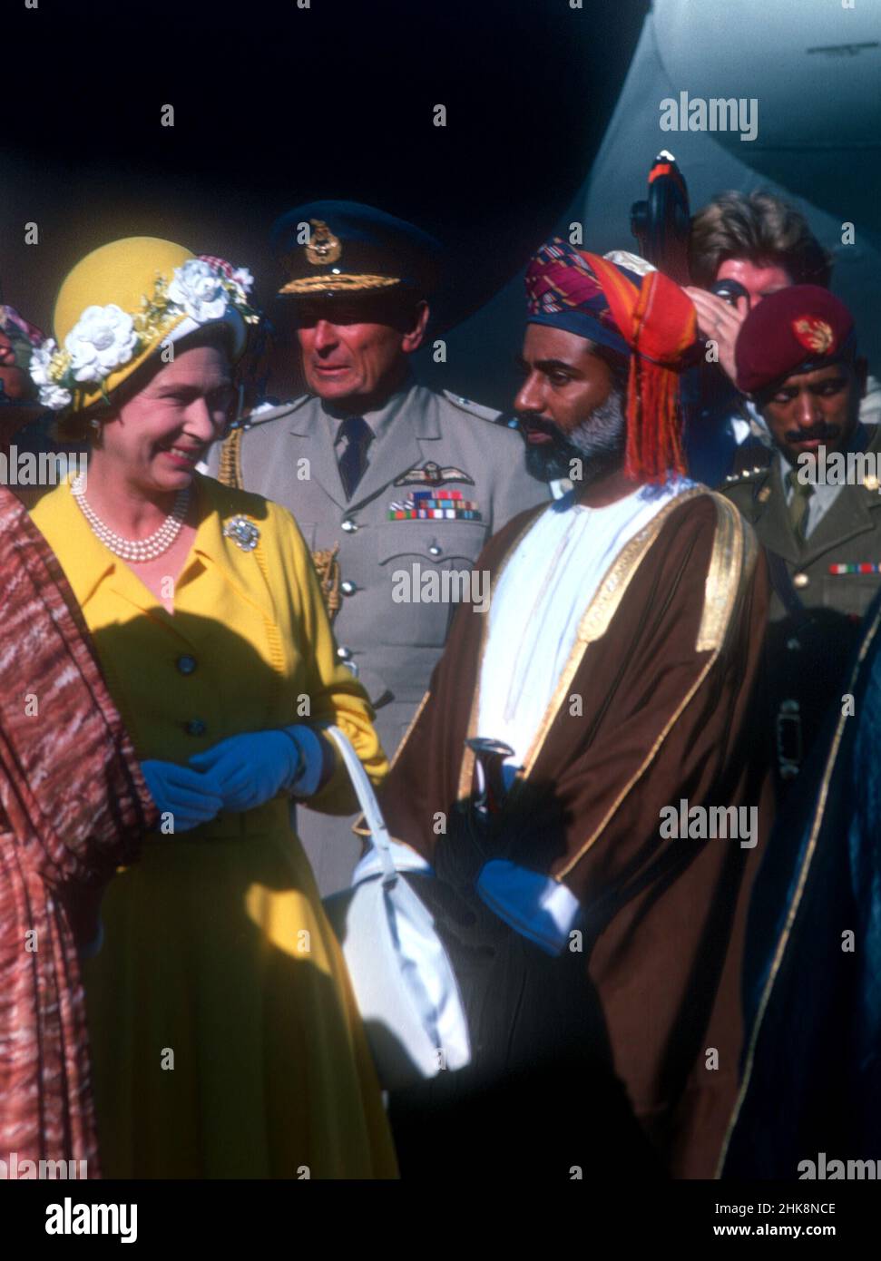 Queen Elizabeth with the Sultan of Oman in Muscat Oman, royal tour of ...