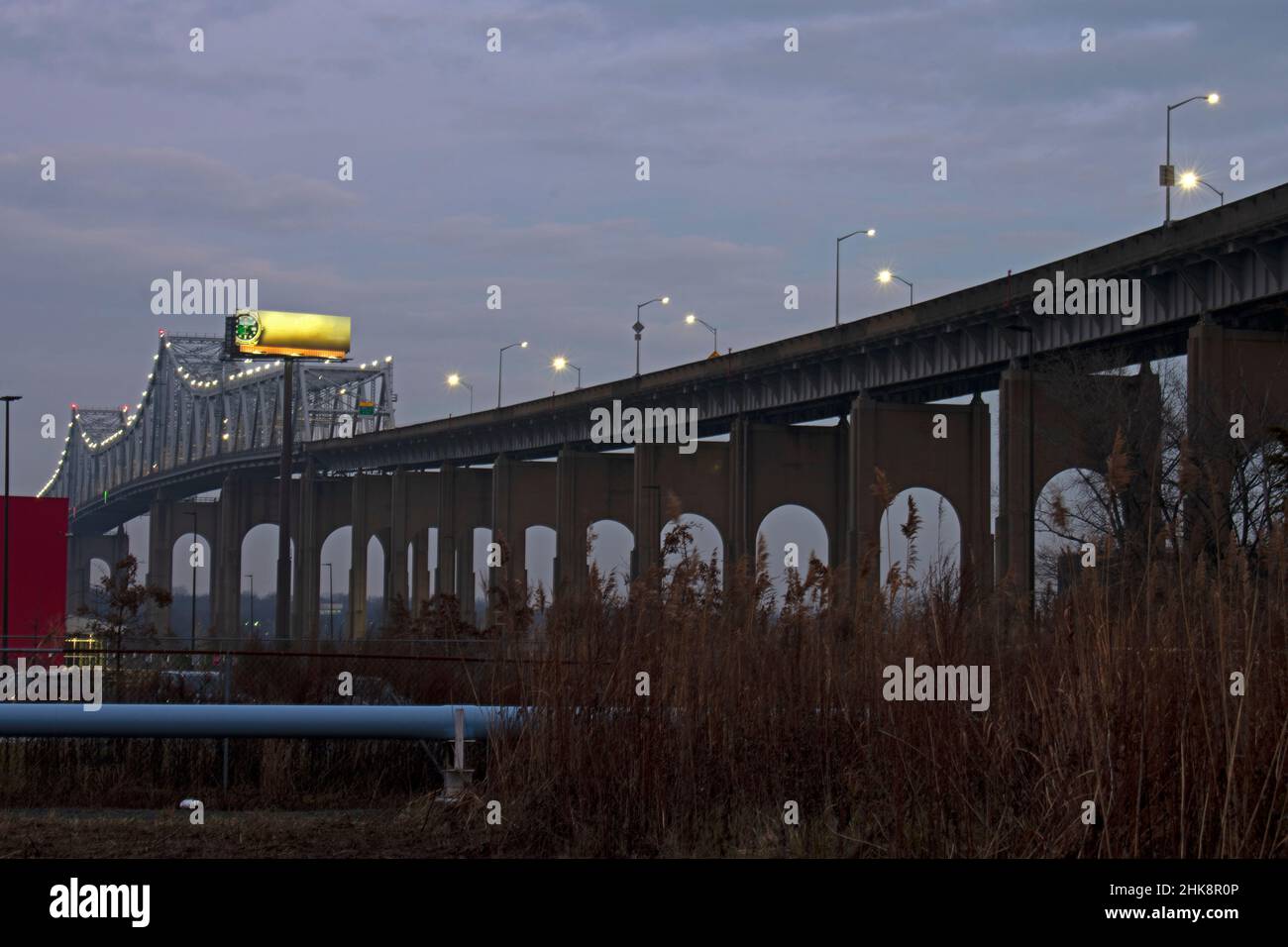 The Outerbridge Crossing, a cantilever bridge spanning the Arthur Kill ...