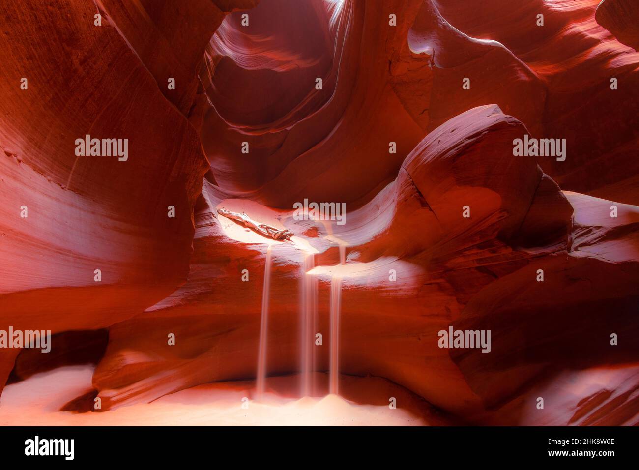 Sunset waves inside the Upper Antelope Canyon park Stock Photo - Alamy