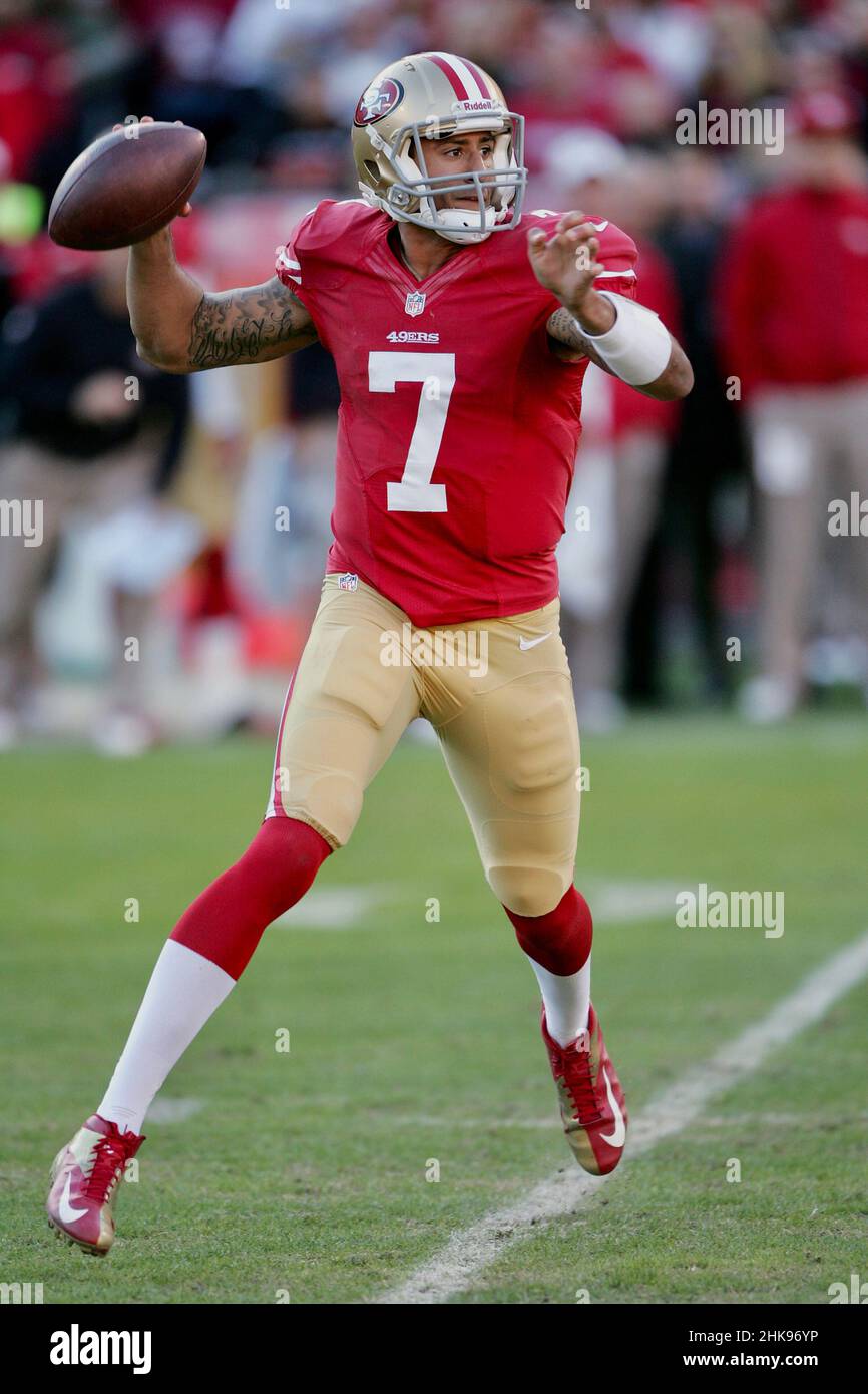 Colin Kaepernick Kaepernicking Full Body