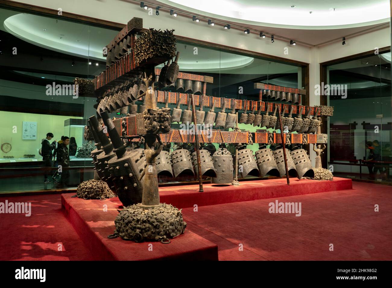 Chinese chime hi-res stock photography and images - Alamy