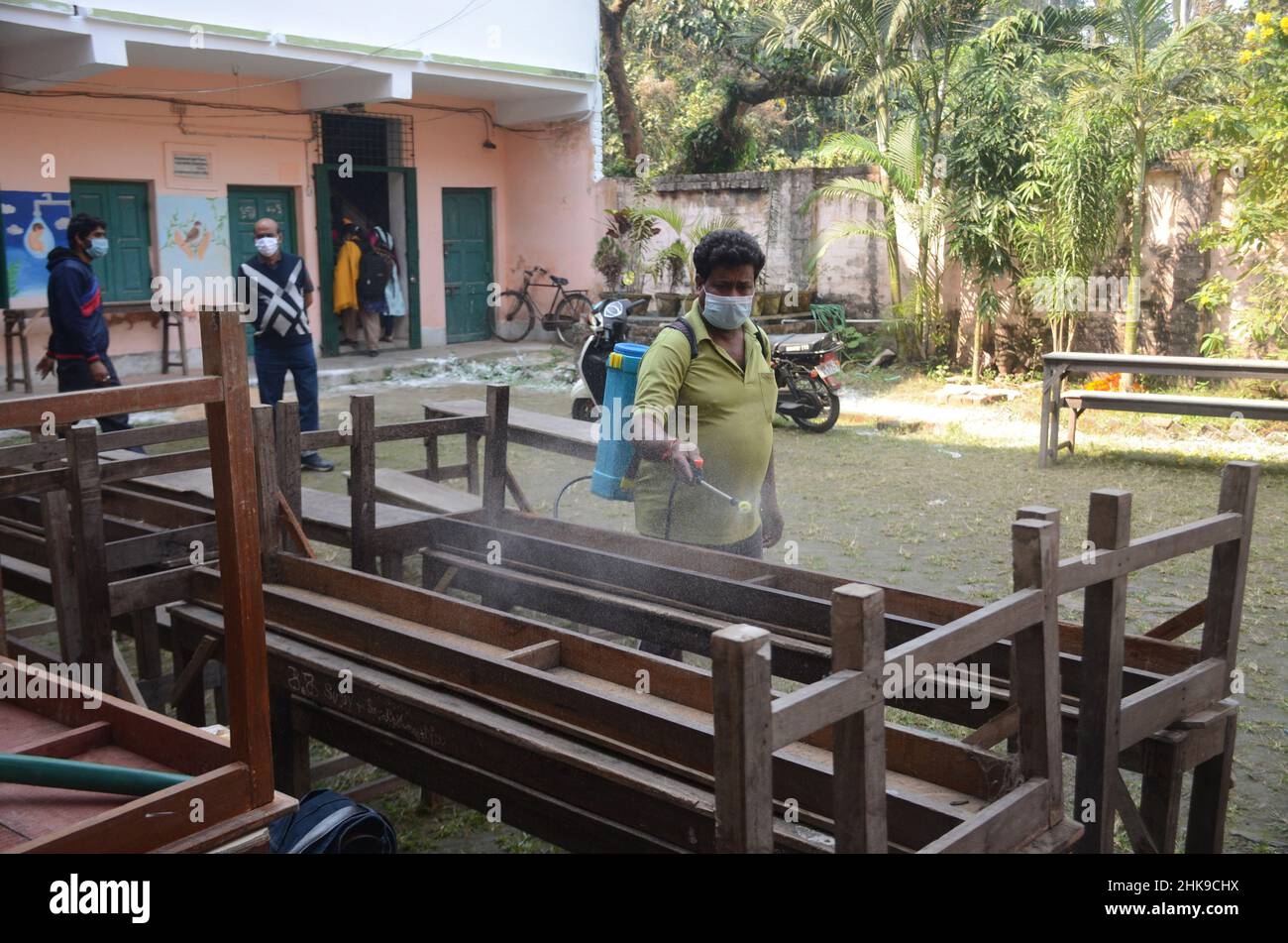 Kolkata, West Bengal, India. 2nd Feb, 2022. West Bengal schools ...