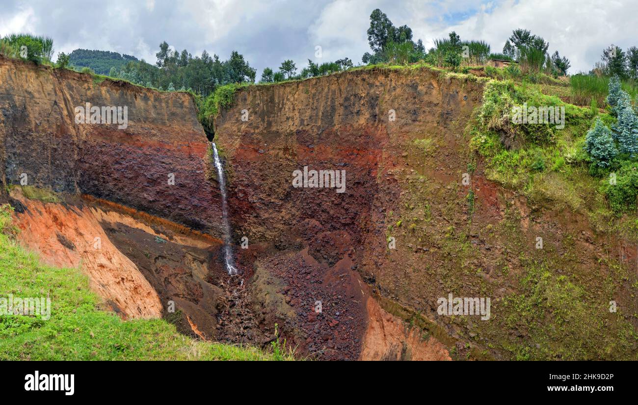 Massive landslide in Rwanda Stock Photo - Alamy