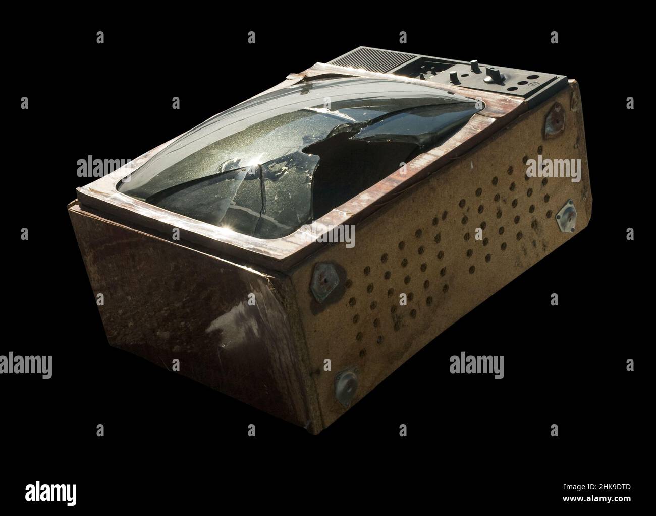 Old tv broken screen hi-res stock photography and images - Alamy