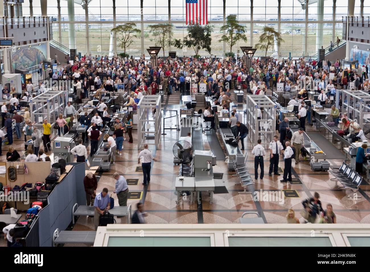 Passengers security check Denver Inter Airport Stock Photo - Alamy