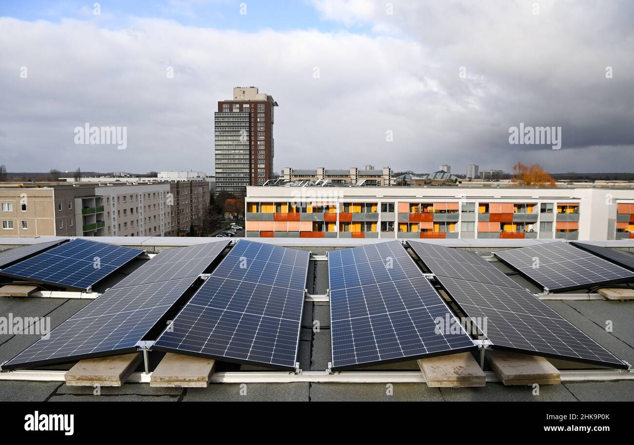 Climate neutral building area hi-res stock photography and images - Alamy