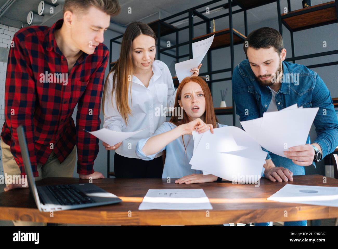 Throwing documents hi-res stock photography and images - Alamy