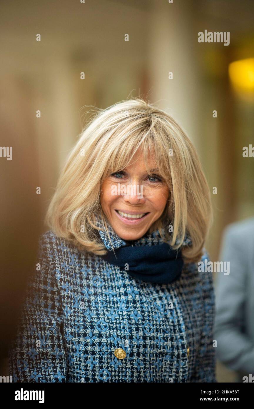 Brigitte macron young hi-res stock photography and images - Alamy