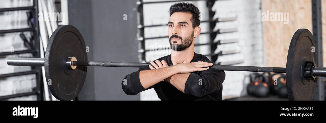 Lifting barbell muslim hi-res stock photography and images - Alamy