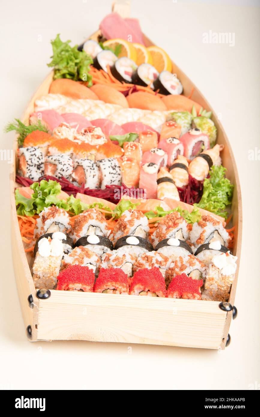 Sushi boat plates hi-res stock photography and images - Alamy