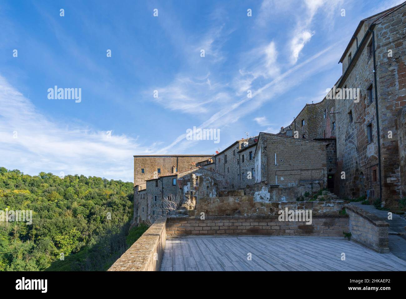 Glimpse of the alleys of the Borgo di Sorano village, Tuscany, Italy ...