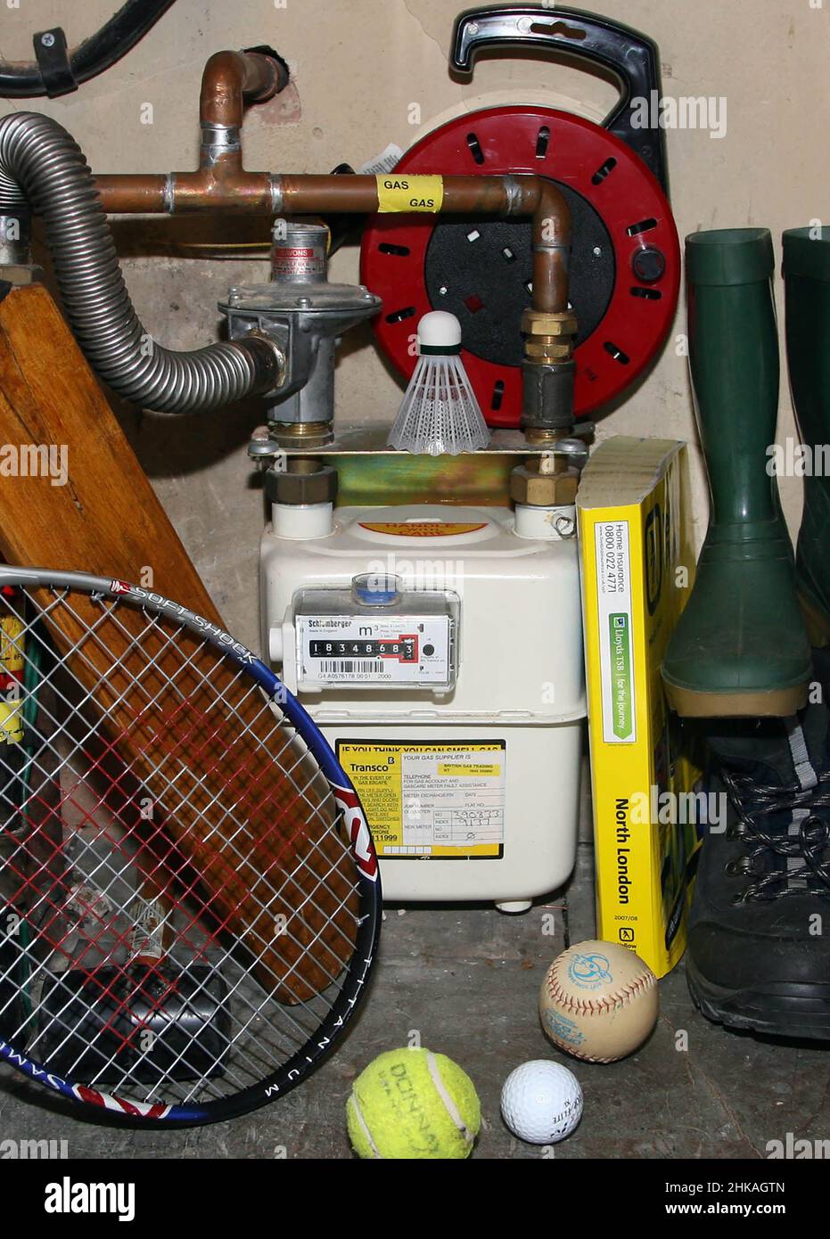 Hidden gas cap hi-res stock photography and images - Alamy