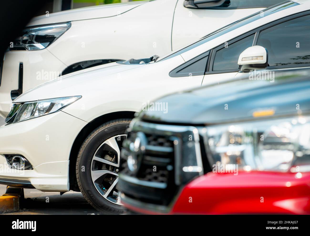 Used car parking lot hi-res stock photography and images - Alamy