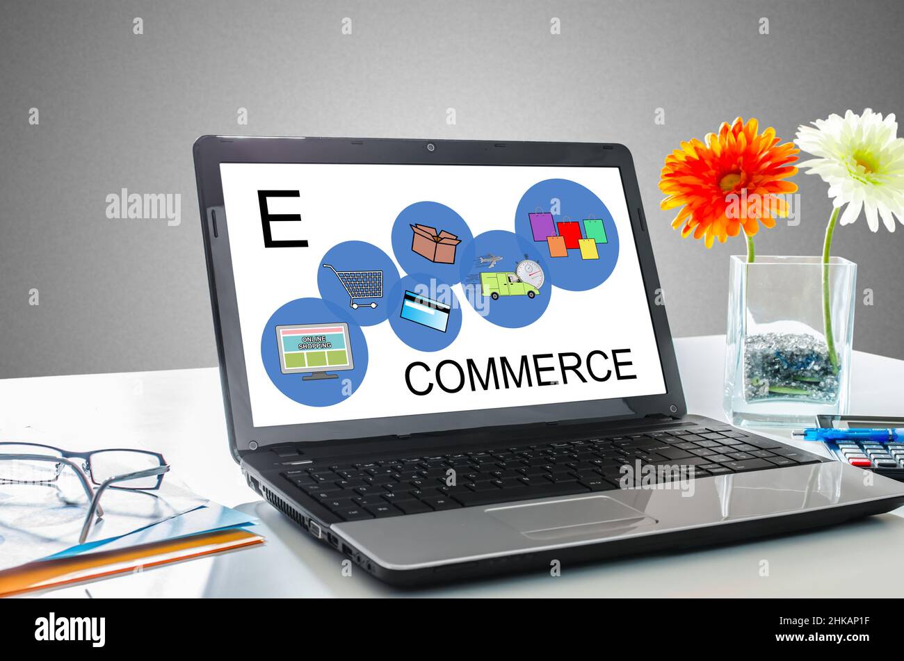 Laptop screen showing e-commerce concept Stock Photo - Alamy