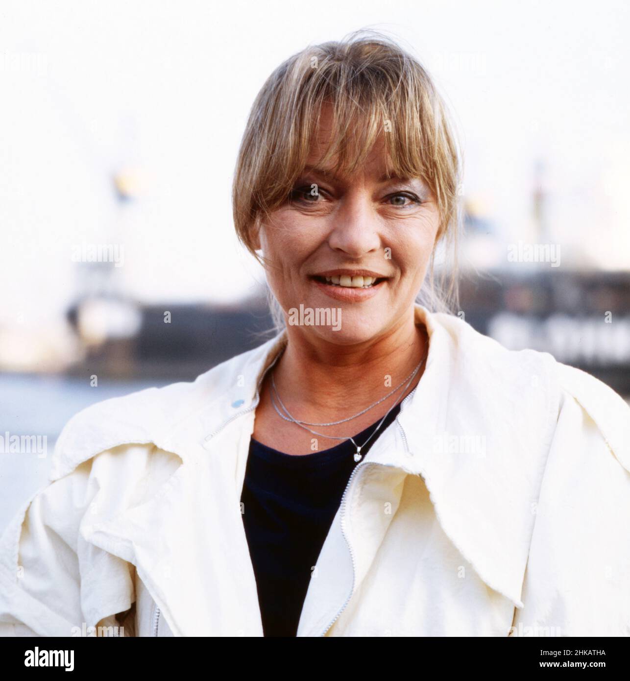 Karin Baal, deutsche Fernseh-, Film- und Bühnenschauspielerin, bei ...