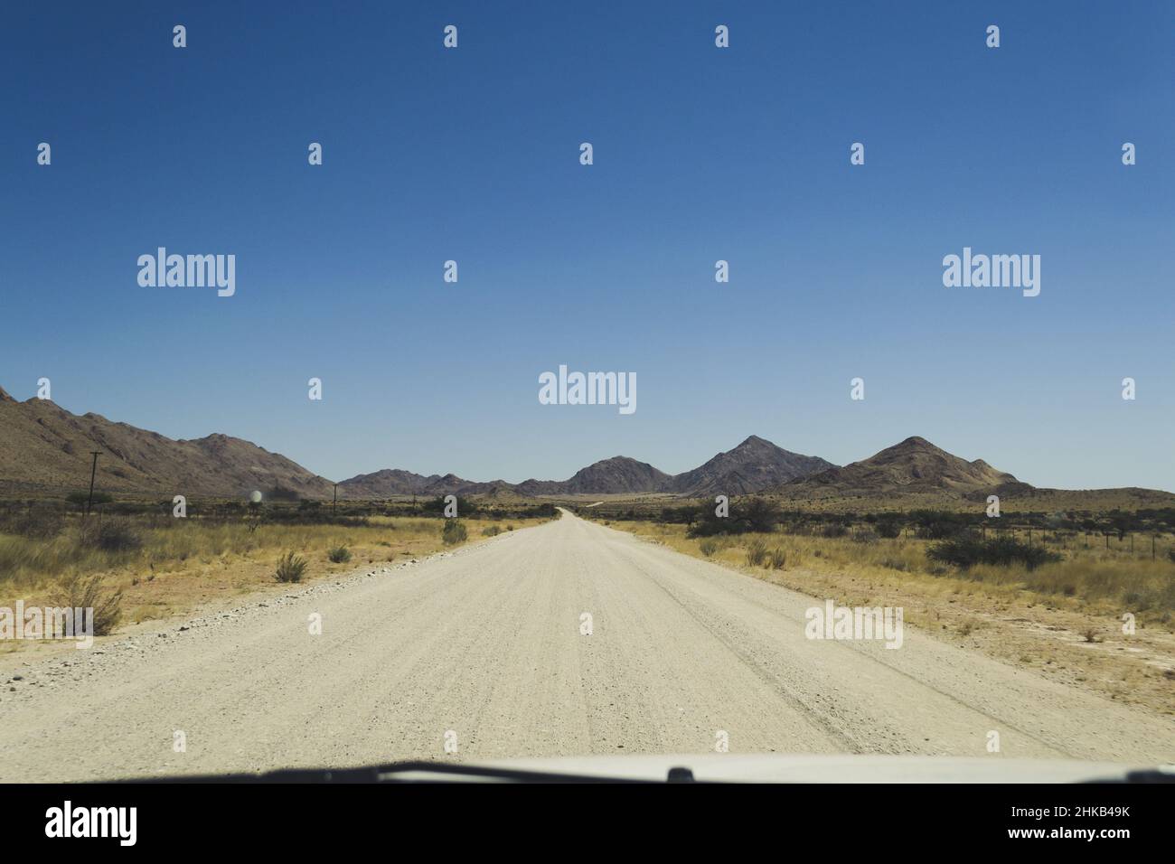 Self drive desert gravel hi-res stock photography and images - Alamy